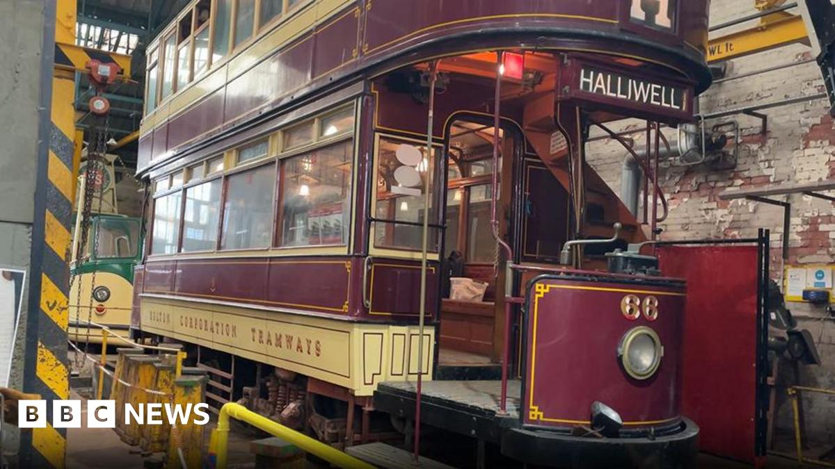 Blackpool's heritage trams 'can't return without £150,000 funding ...