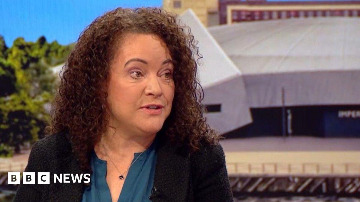 Manchester hospice boss says she lies awake over funding worries - BBC News