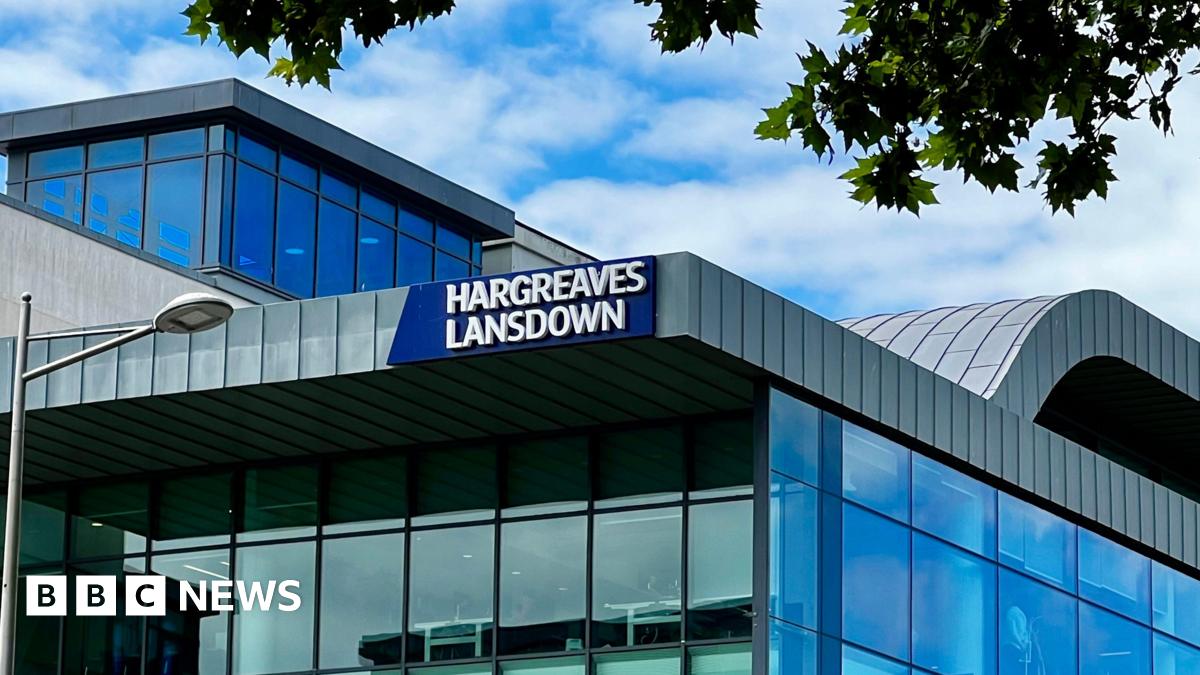 Deadline extended for Hargreaves Lansdown takeover talks - BBC News
