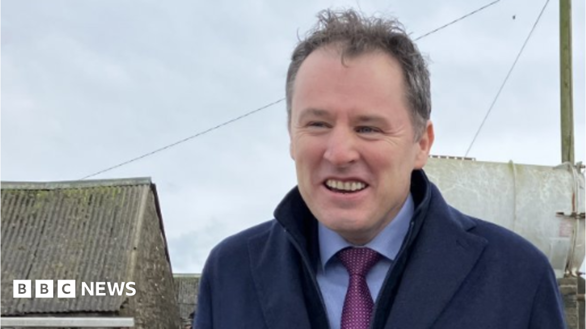 A5: Irish government funding commitment 'remains in place' - BBC News