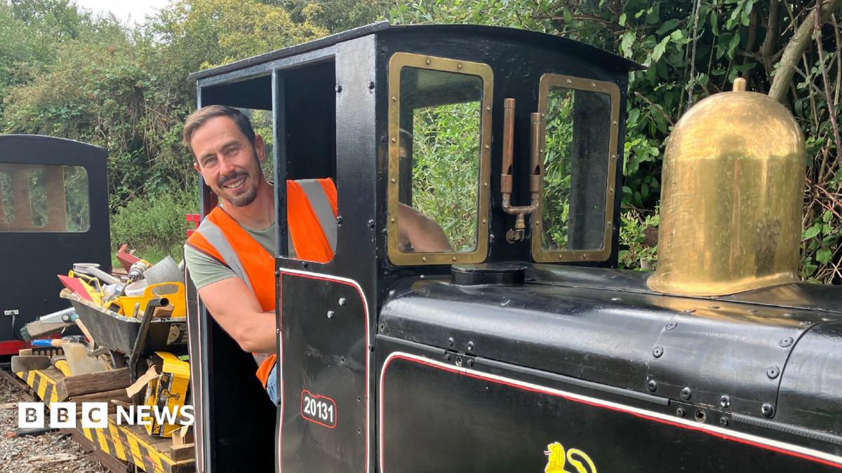 Basildon miniature railway reopens after six-year absence - BBC News