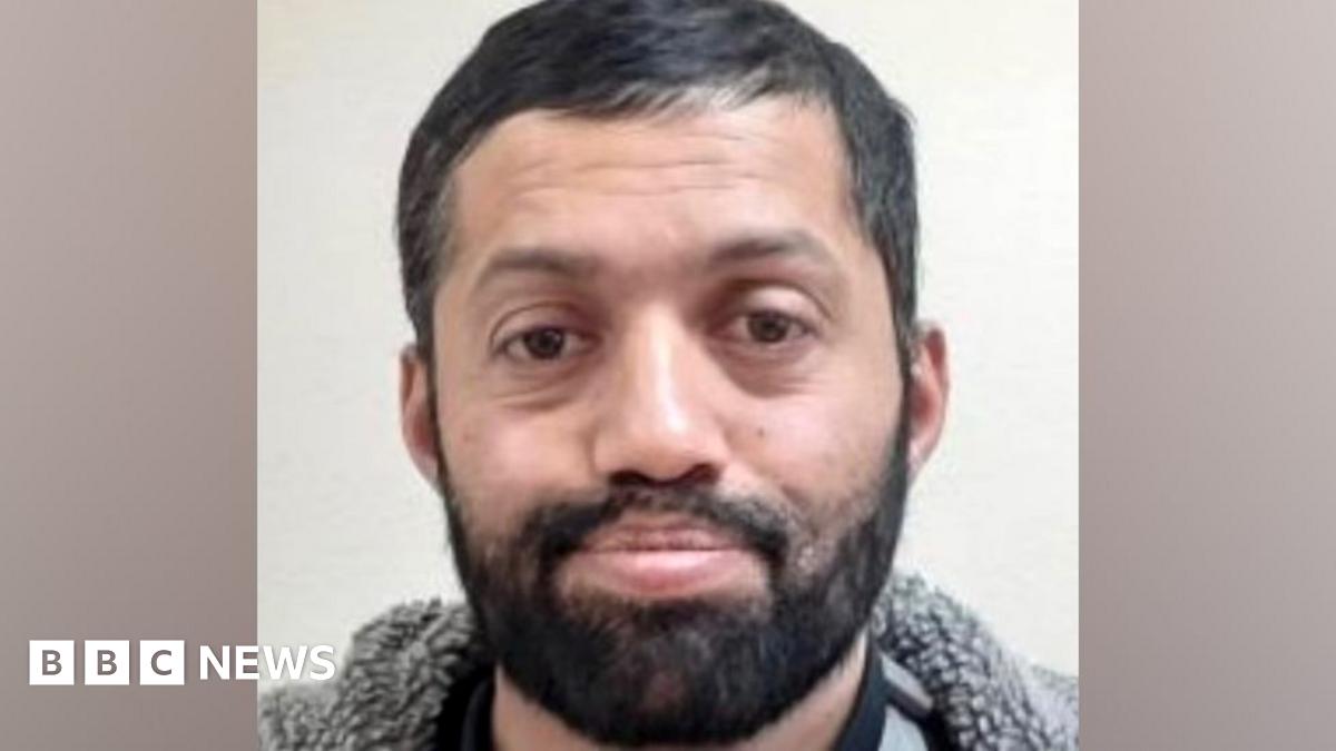 Man threatened hostages over scientist's jailing, inquest told - BBC News