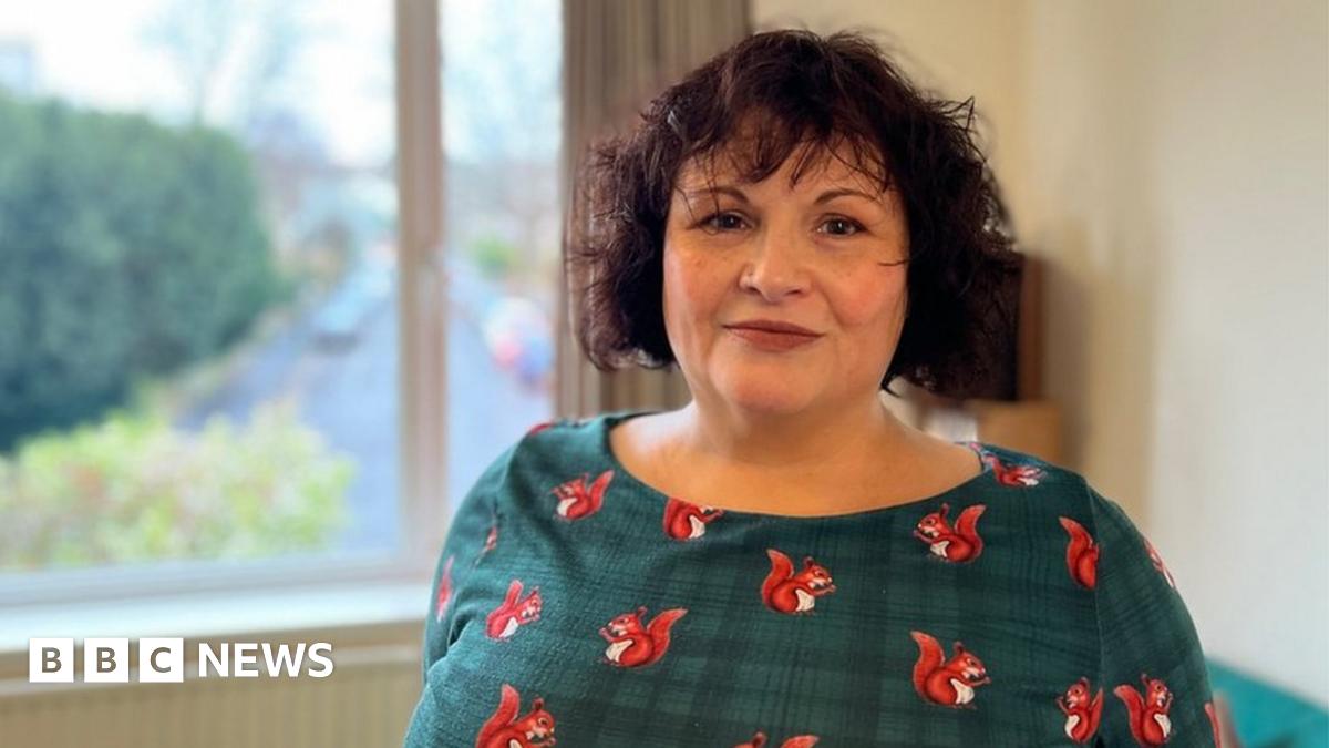 Christmas debt: 'My shameful 22k credit card bill' - BBC News