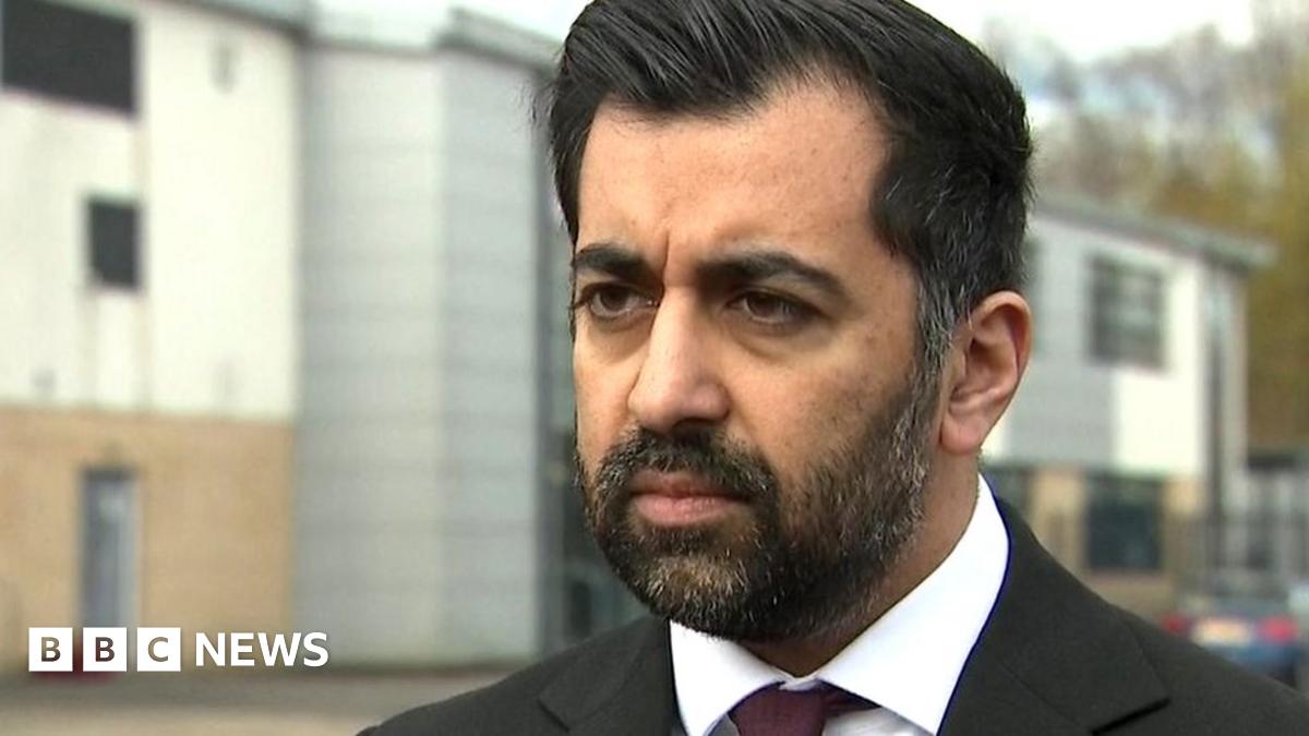 Humza Yousaf told of SNP motorhome after becoming leader - BBC News