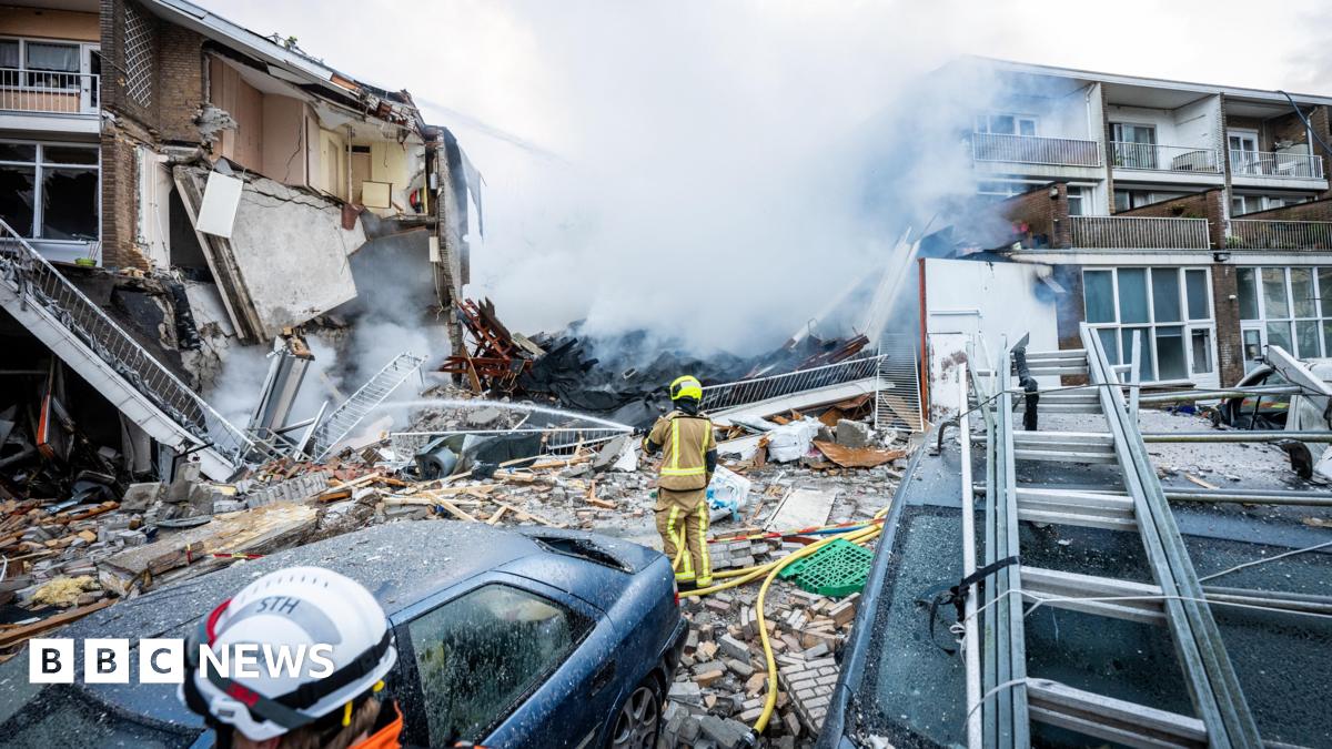 The Hague: Five dead, more feared missing after flat explosions - BBC News
