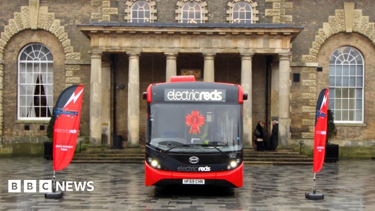 Wiltshire: Electric buses due in Salisbury in 2026 - BBC News