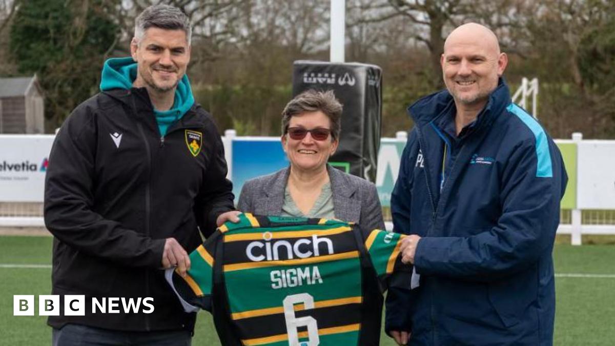 Northampton Saints team up with Essex academy - BBC News