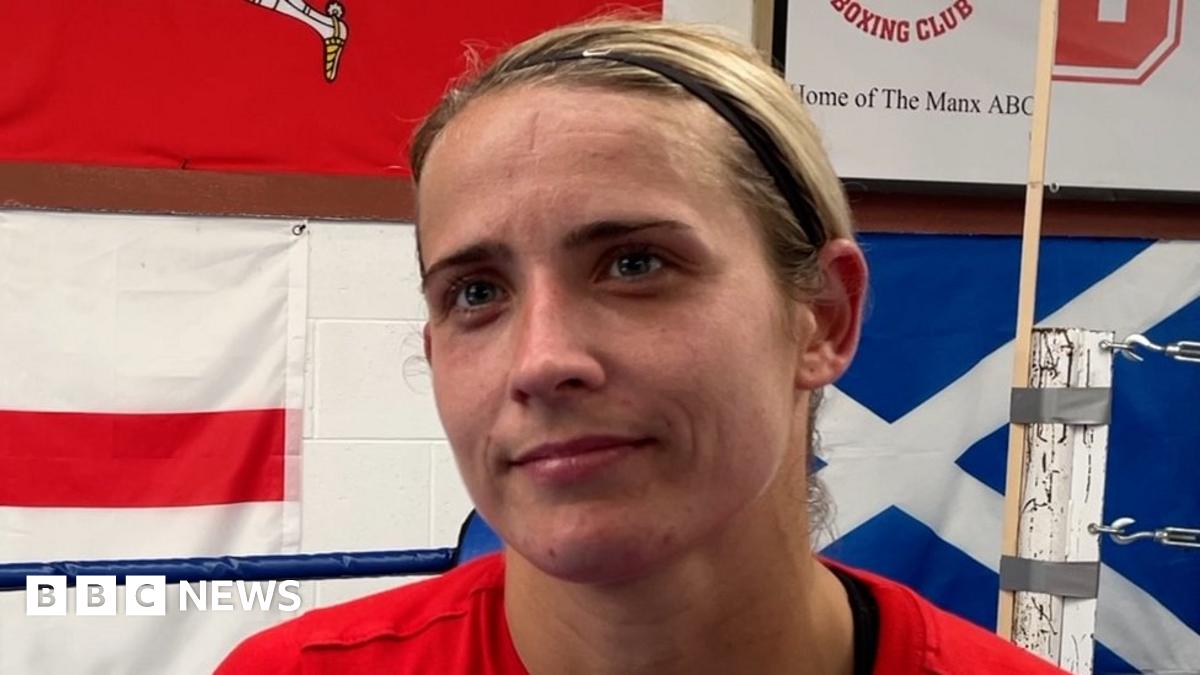 Athlete set to become the first Manx professional female boxer - BBC News