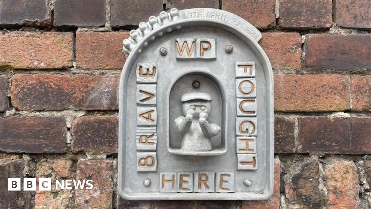 Sheffield gang victim remembered 100 years after death - BBC News