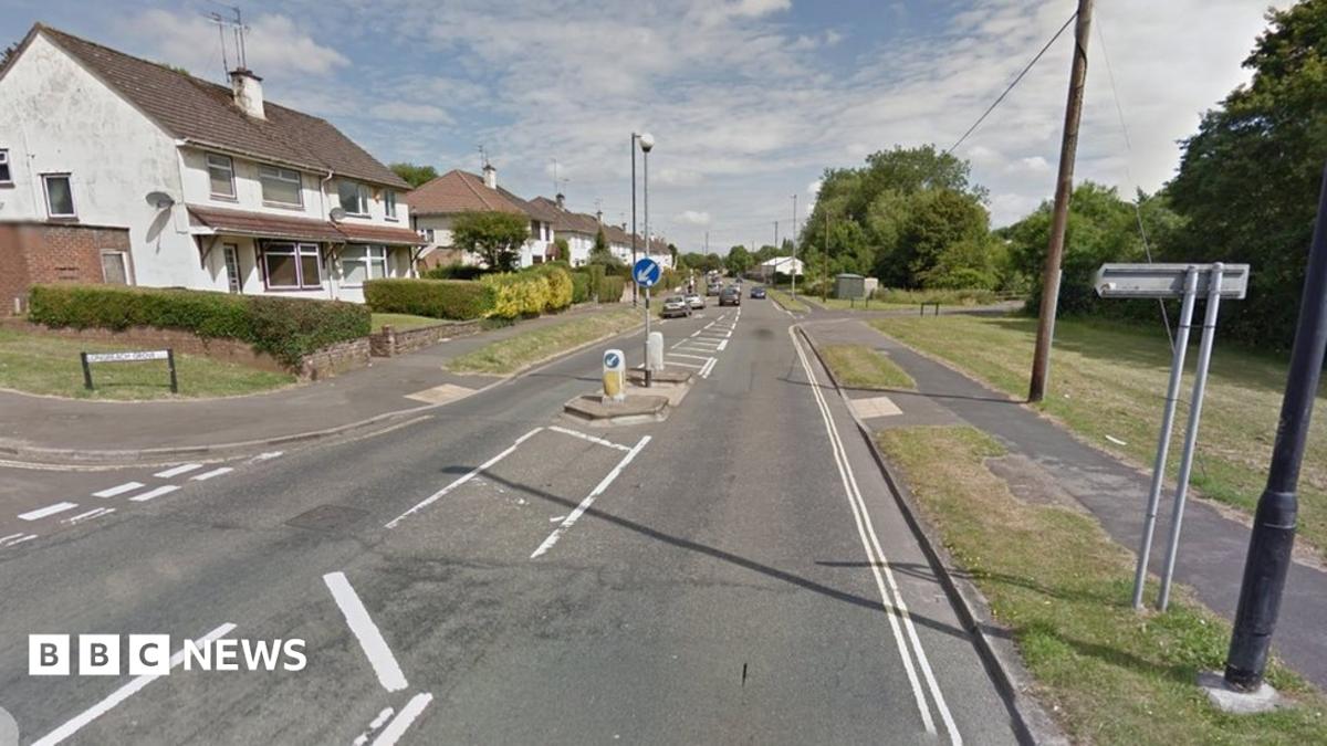 Attempted murder arrest following Bristol gang attack - BBC News