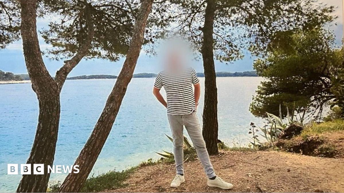 Romance fraud: 'My childhood sweetheart took £42k from me' - BBC News