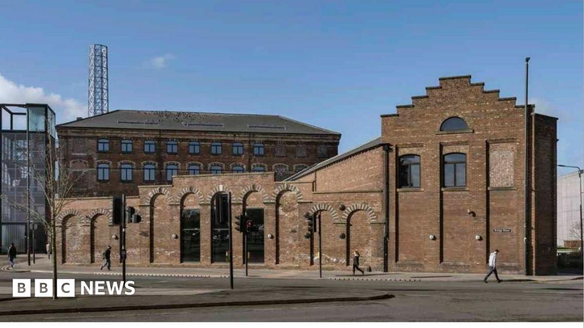 Wakefield's Phoenix Mill to become microbrewery and gallery - BBC News