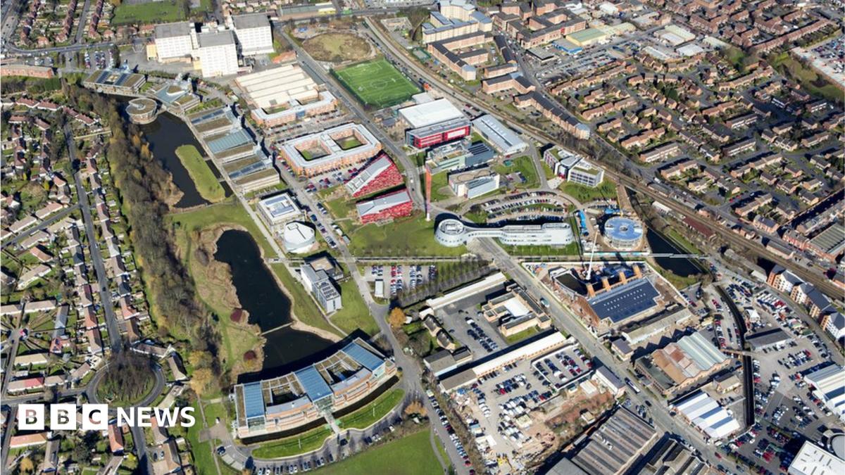 Homeless shelter to open inside University of Nottingham building - BBC ...