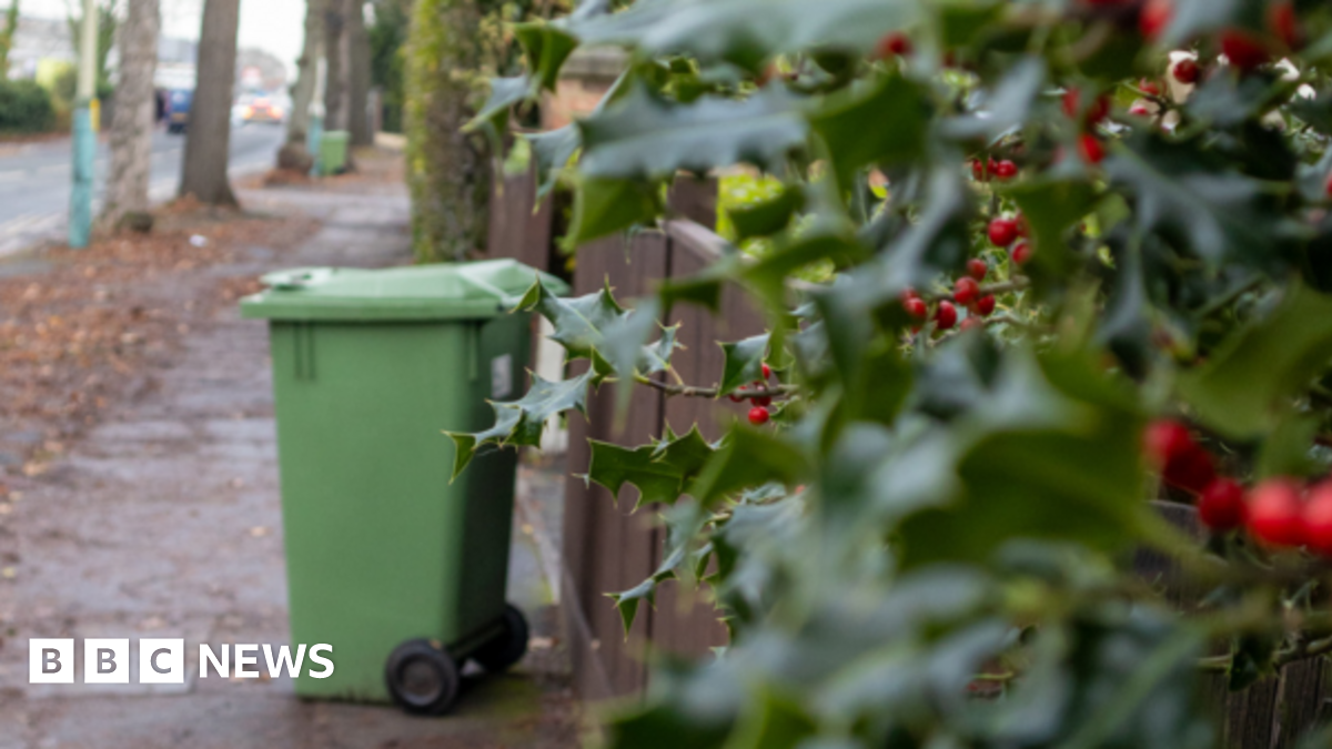 Cheltenham bin days to be delayed by two weeks over Christmas - BBC News