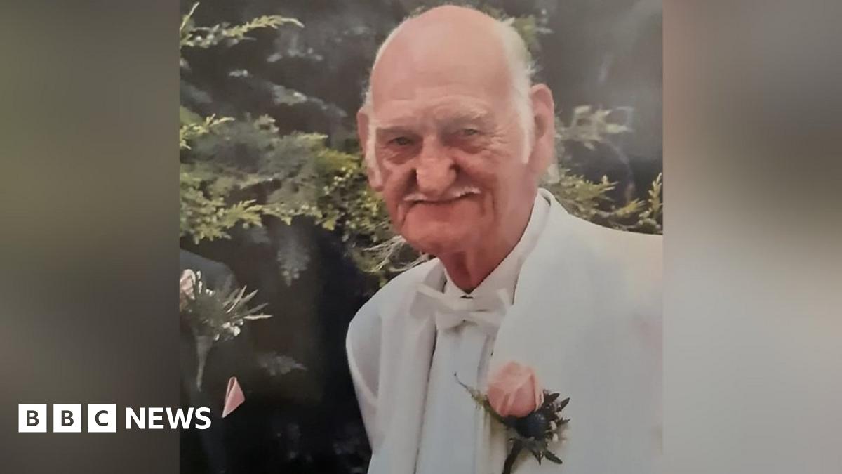 Doncaster great-grandfather Edward Walker dies after being hit by car ...