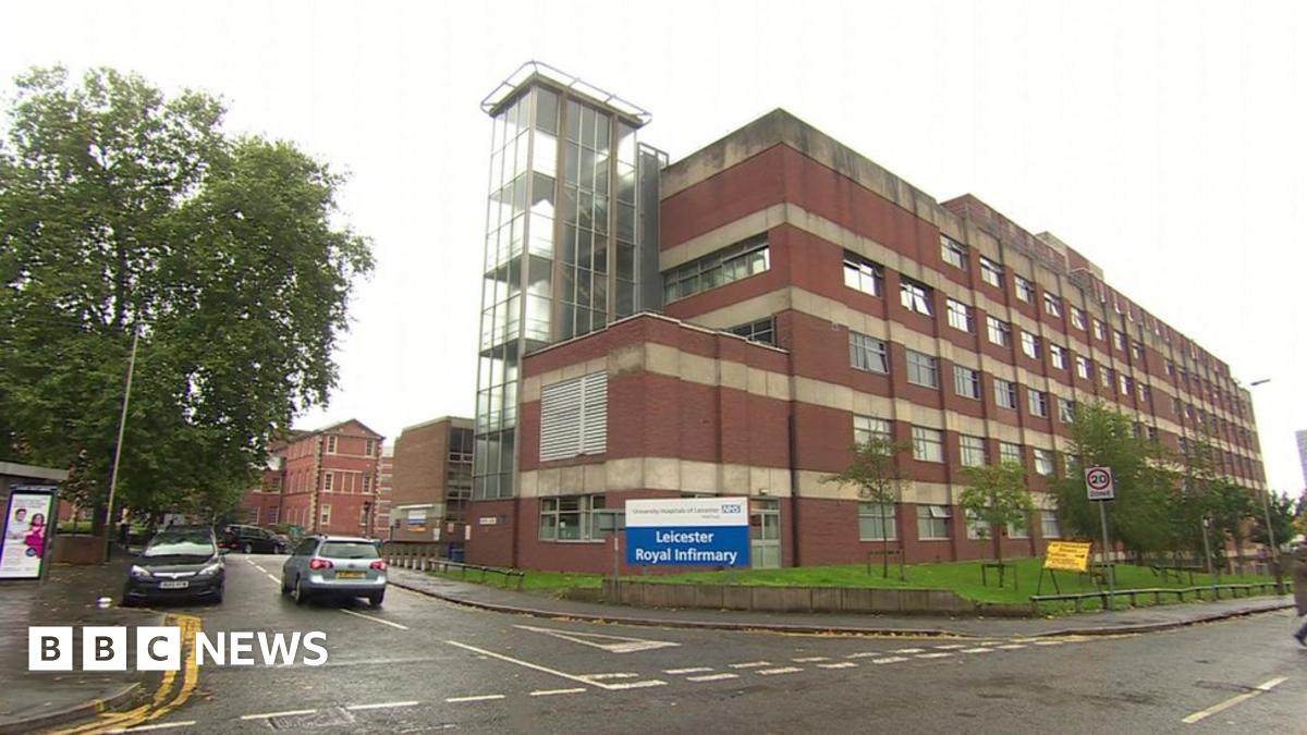 Leicester Royal Infirmary closes wards over swine flu - BBC News