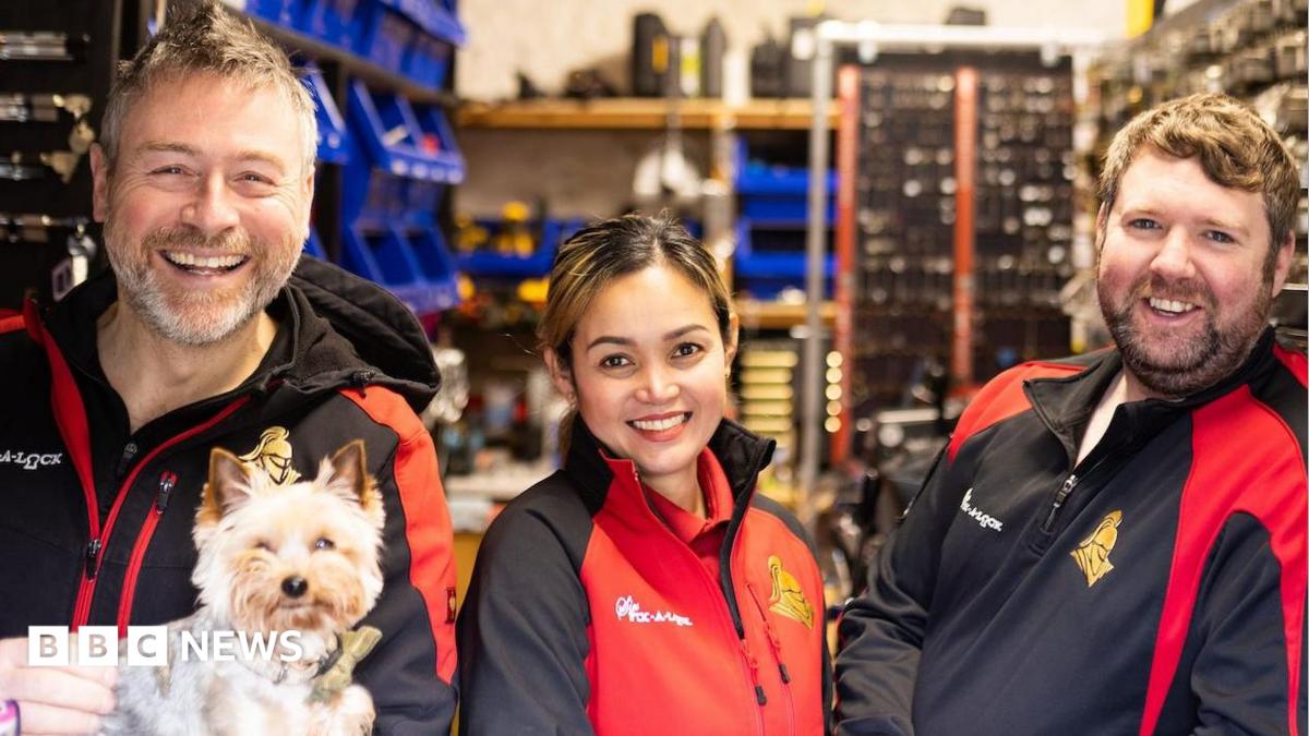 Plymouth locksmith company wins King's Award for Enterprise - BBC News