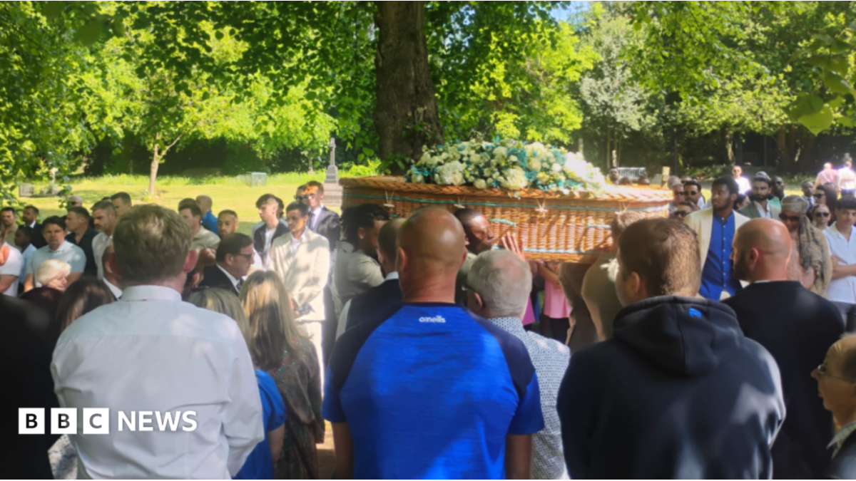 Footballer Joe Thompson's funeral attended by hundreds of mourners ...