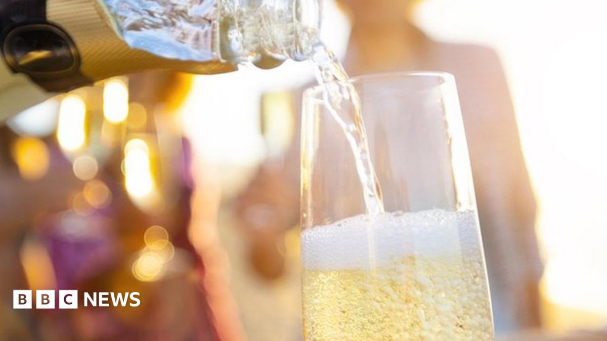 Will a new name give Wales' sparkling wine cheers? - BBC News