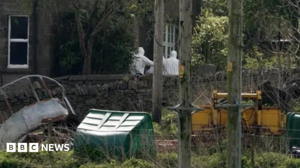 Whaley Bridge: 'Complex' burglary shooting death case continues a year ...