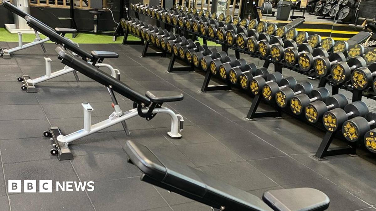 Coronavirus: Gyms' concerns over Bradford lockdown closure - BBC News