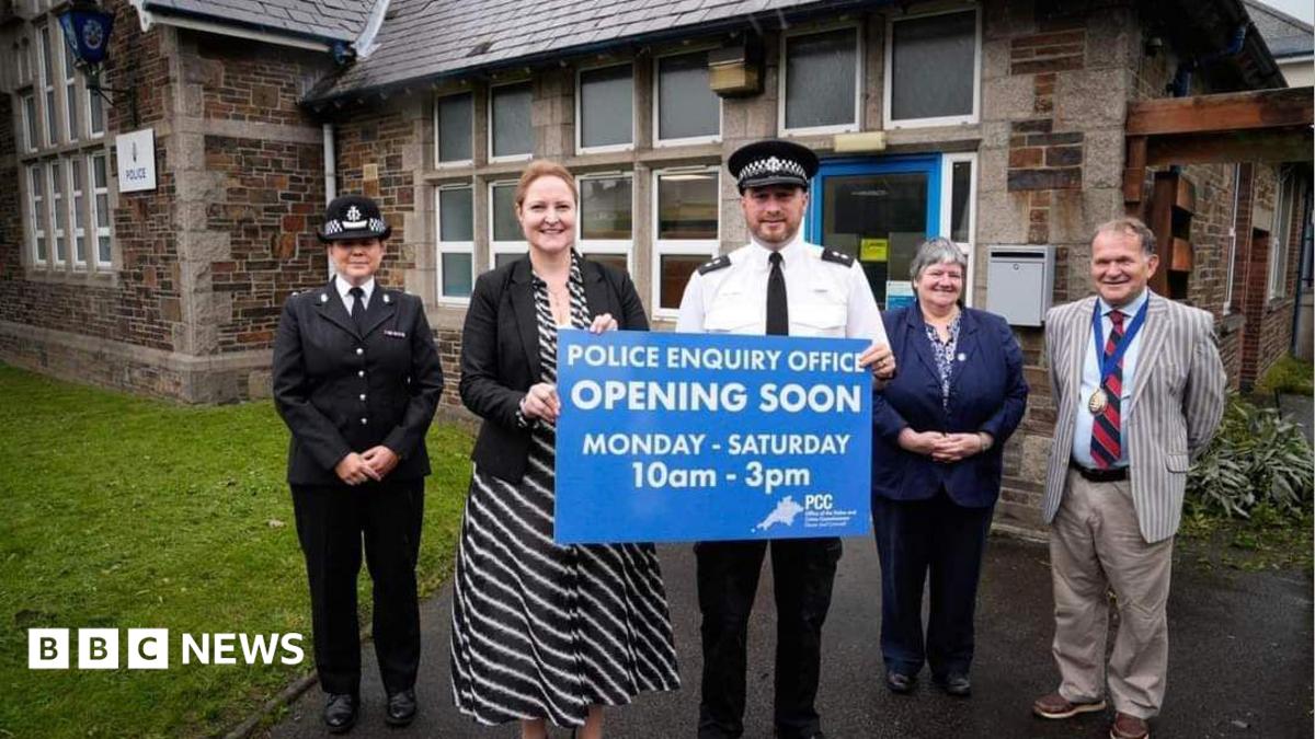 Okehampton police station opens to public inquiries - BBC News