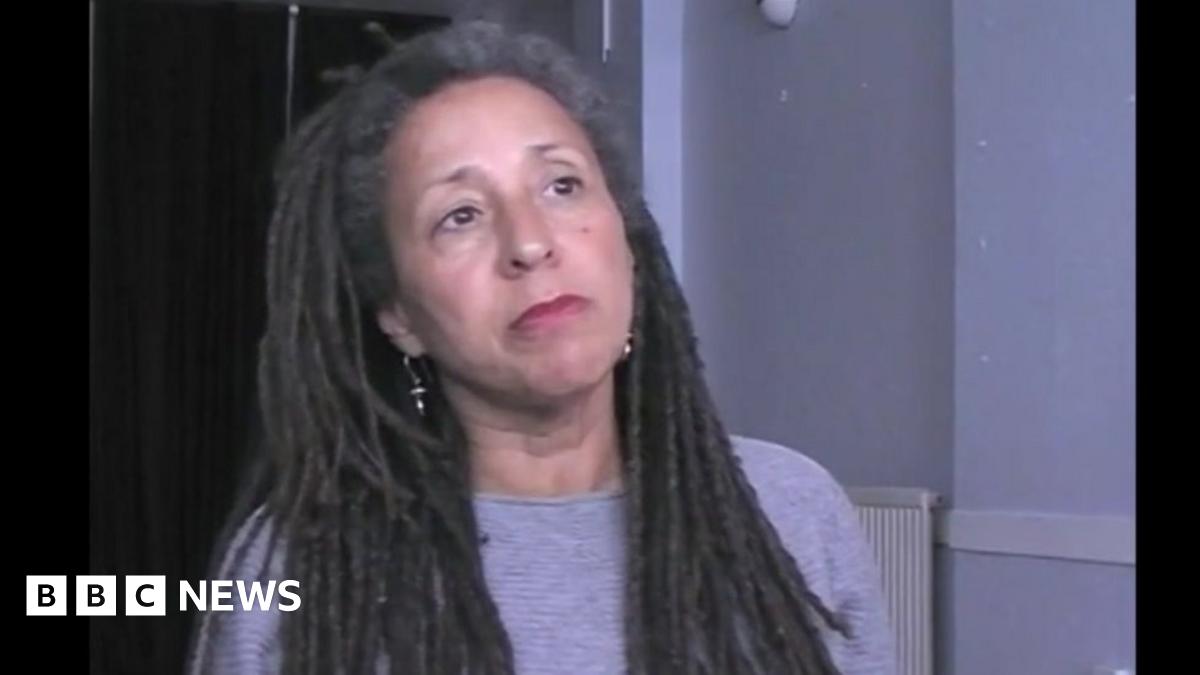 Labour activist Jackie Walker 'appalled' by suspension - BBC News