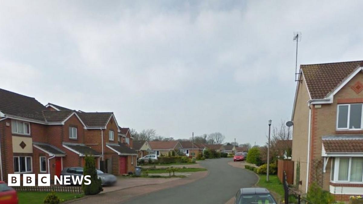 Rotherham murder inquiry: Suspect bailed - BBC News