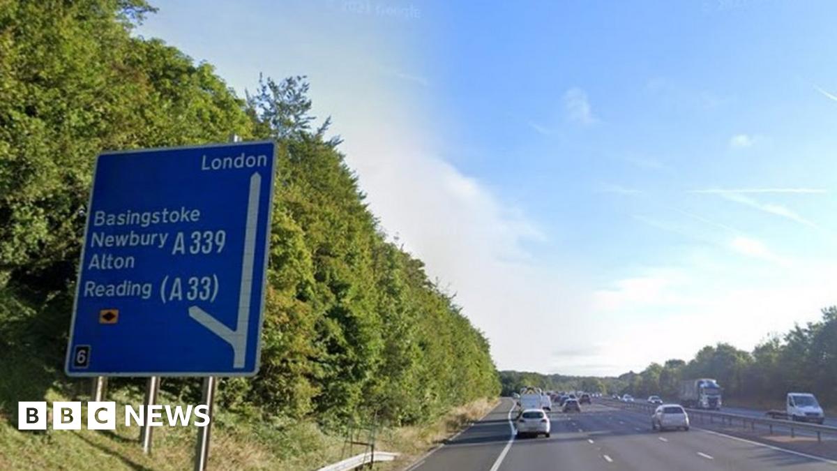 M3 crash shuts motorway northbound at Basingstoke - BBC News
