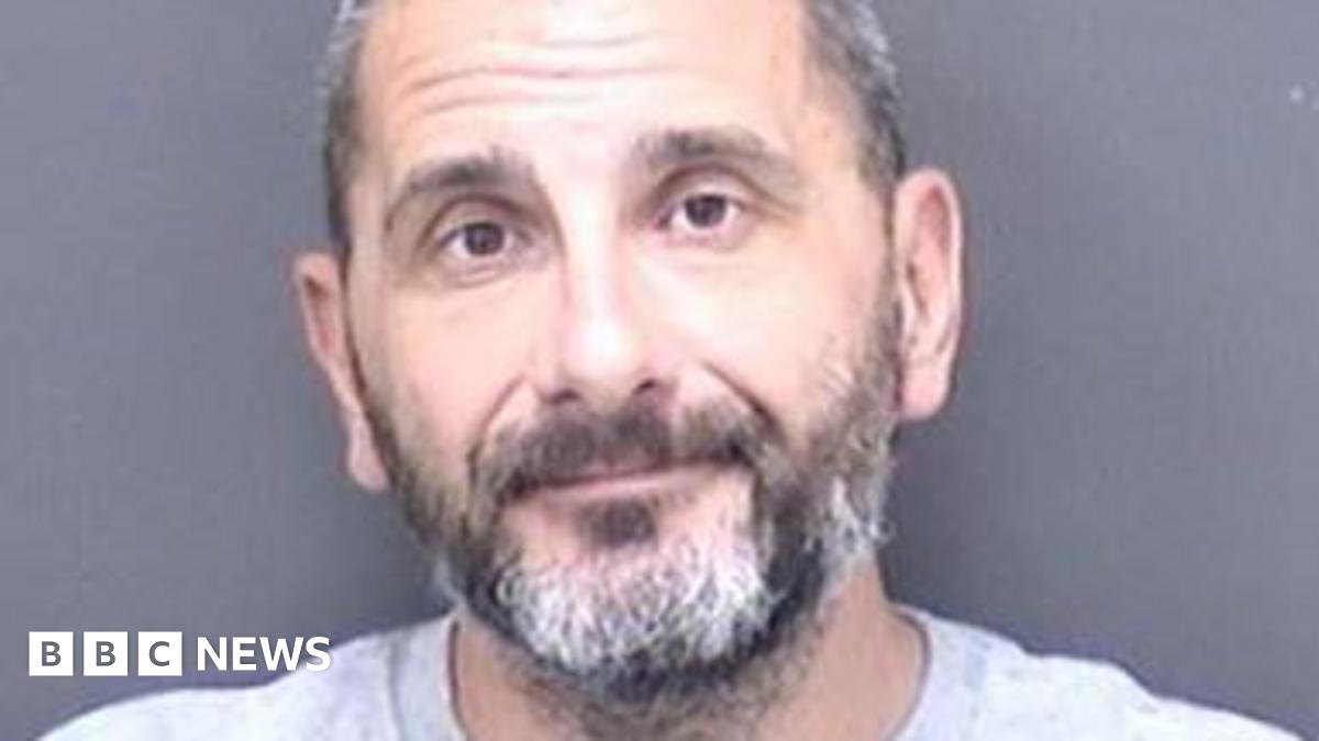 Jailed stalker from Bournemouth to face indefinite restrictions - BBC News