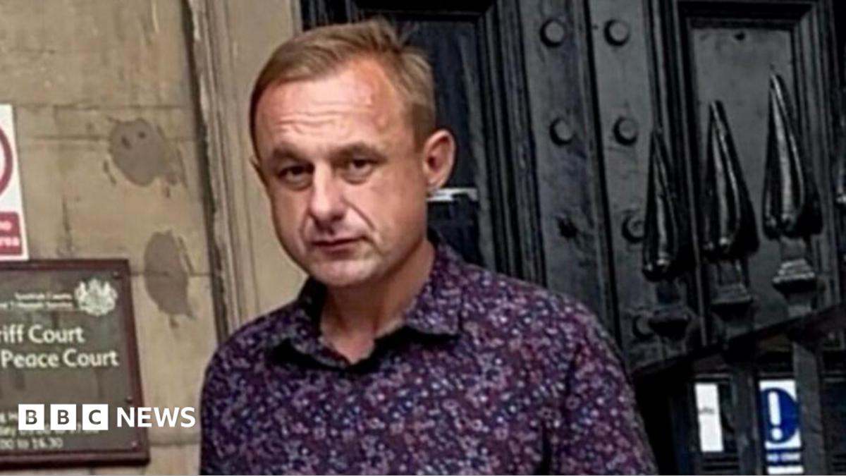 Serial stalker targeted Perth city centre workers - BBC News