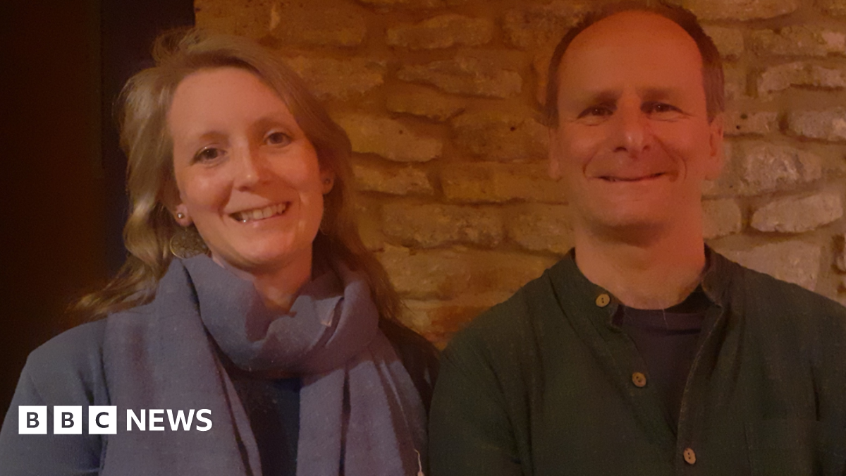 Frome Grief Network holding events to reach more bereaved people - BBC News