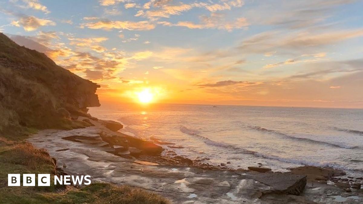 Scotland records warmest November night at Kinloss and Prestwick - BBC News