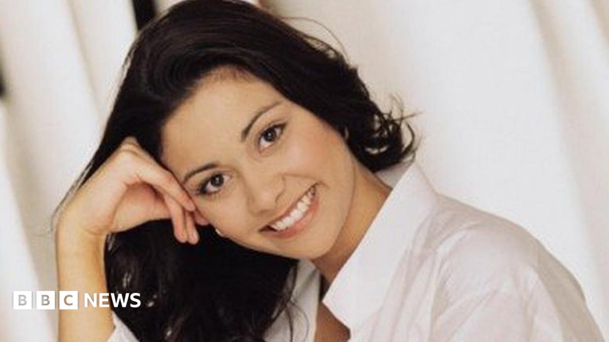 Actress Melanie Hughes died after battle with alcohol - BBC News