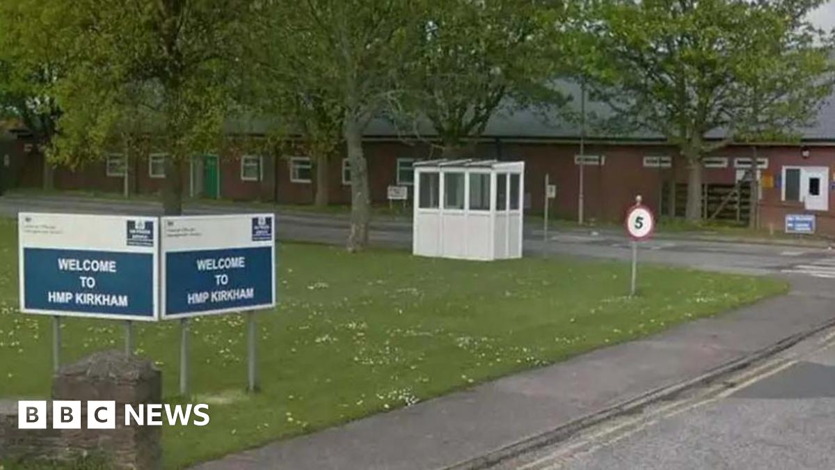 Burnley man arrested as police target HMP Kirkham 'drug drops' - BBC News