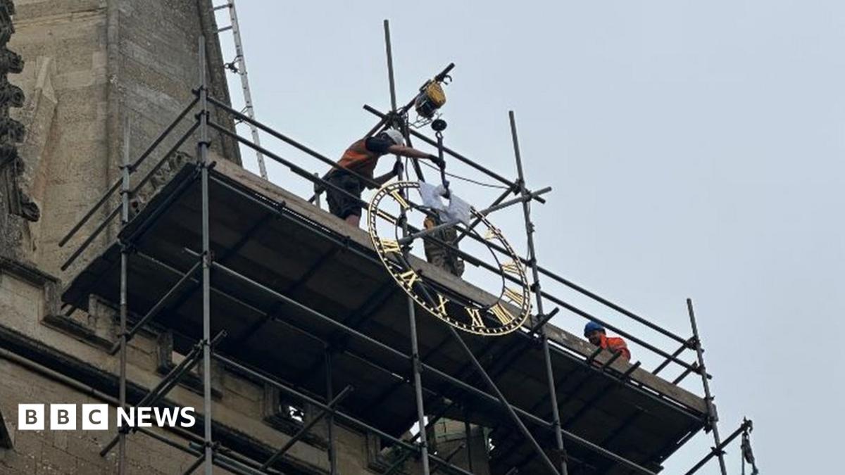 Wiltshire church clock restored after decades broken - BBC News