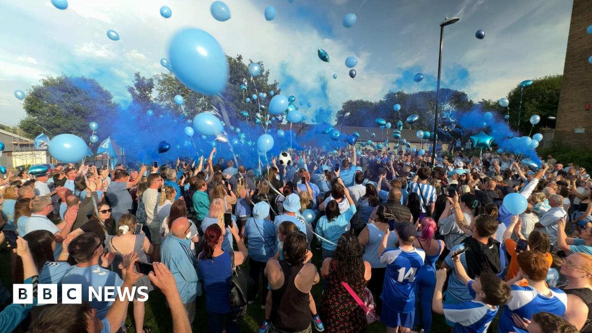 Keaton Slater: Balloons released for boy killed in hit-and-run - BBC News