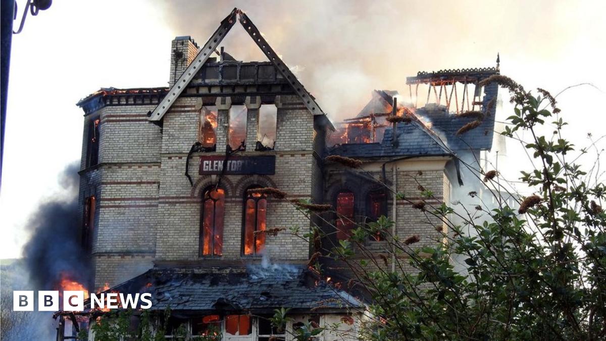 Ilfracombe derelict building fire was arson attack - BBC News