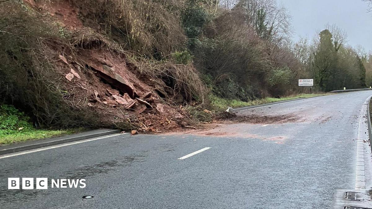 A40 in Herefordshire remains closed for a second weekend after landslip ...