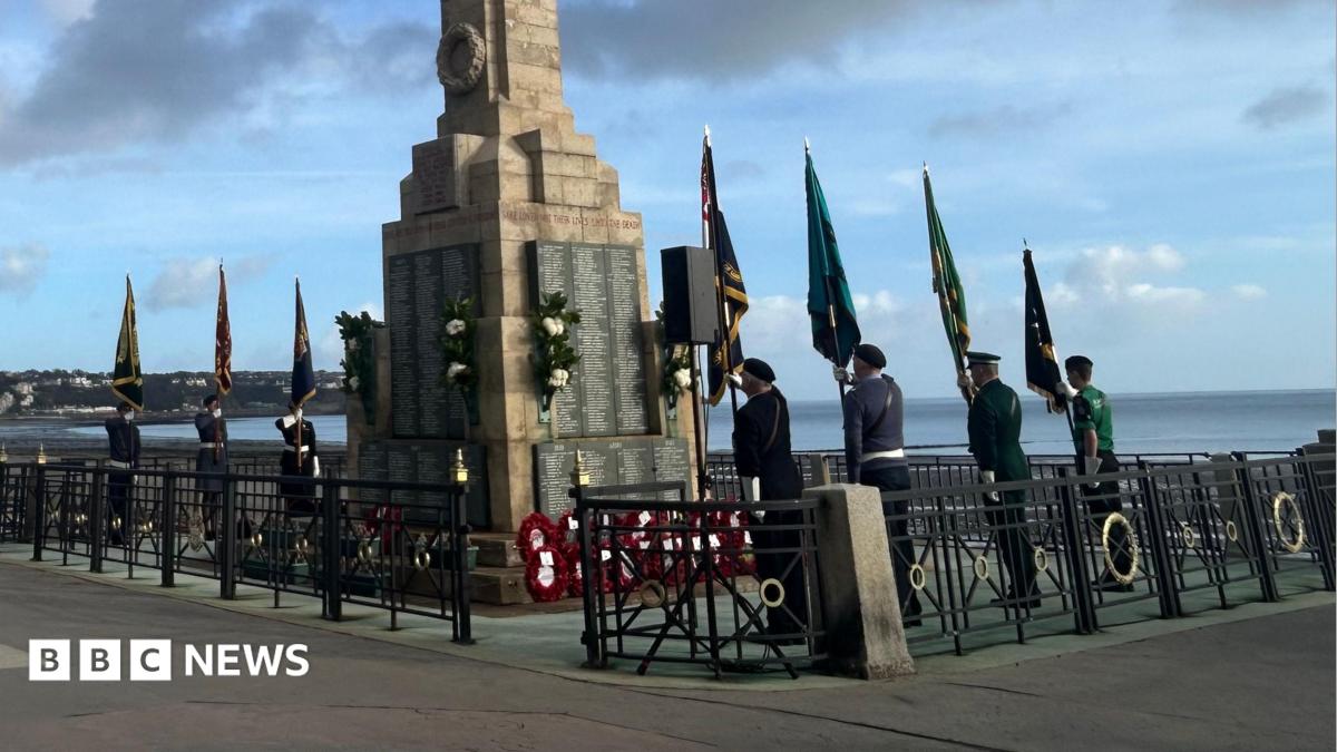 100th year of commemorations at war memorial for 100th year - BBC News