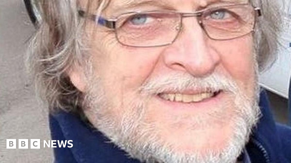 Telford police chaplain returns after inquiry - BBC News