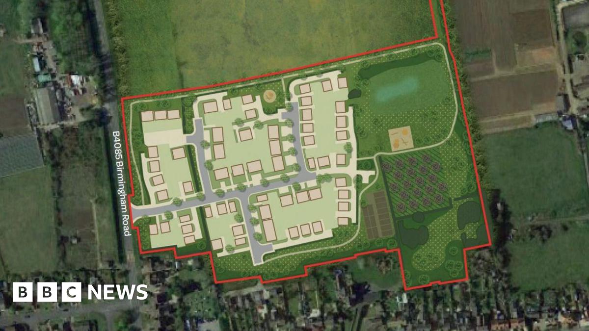 Badsey homes plan would put children's safety at risk - council - BBC News