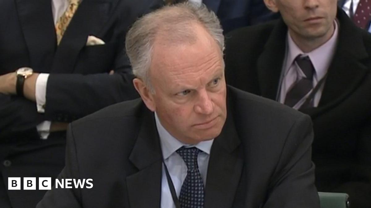 Post Office sought double pay for chief executive - BBC News