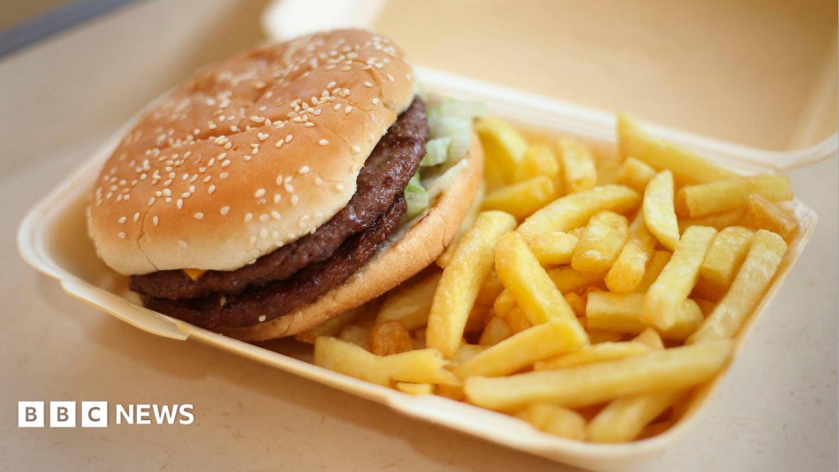 Calls for fast food tax to turn 'industry on its head' - BBC News