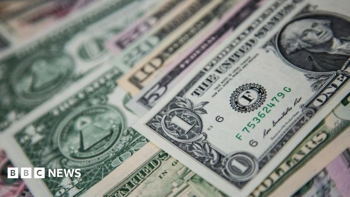 US dollar falls on Fed comments - BBC News