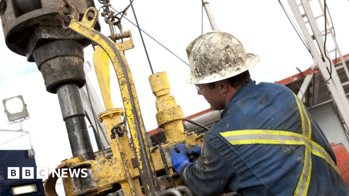 Shell selling stake in controversial Cambo oil field - BBC News