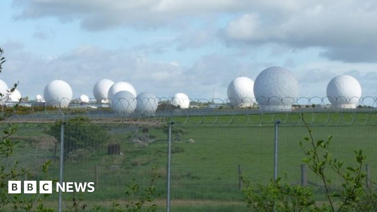 RAF Menwith Hill: Base in bid for extra radar antenna shelters - BBC News