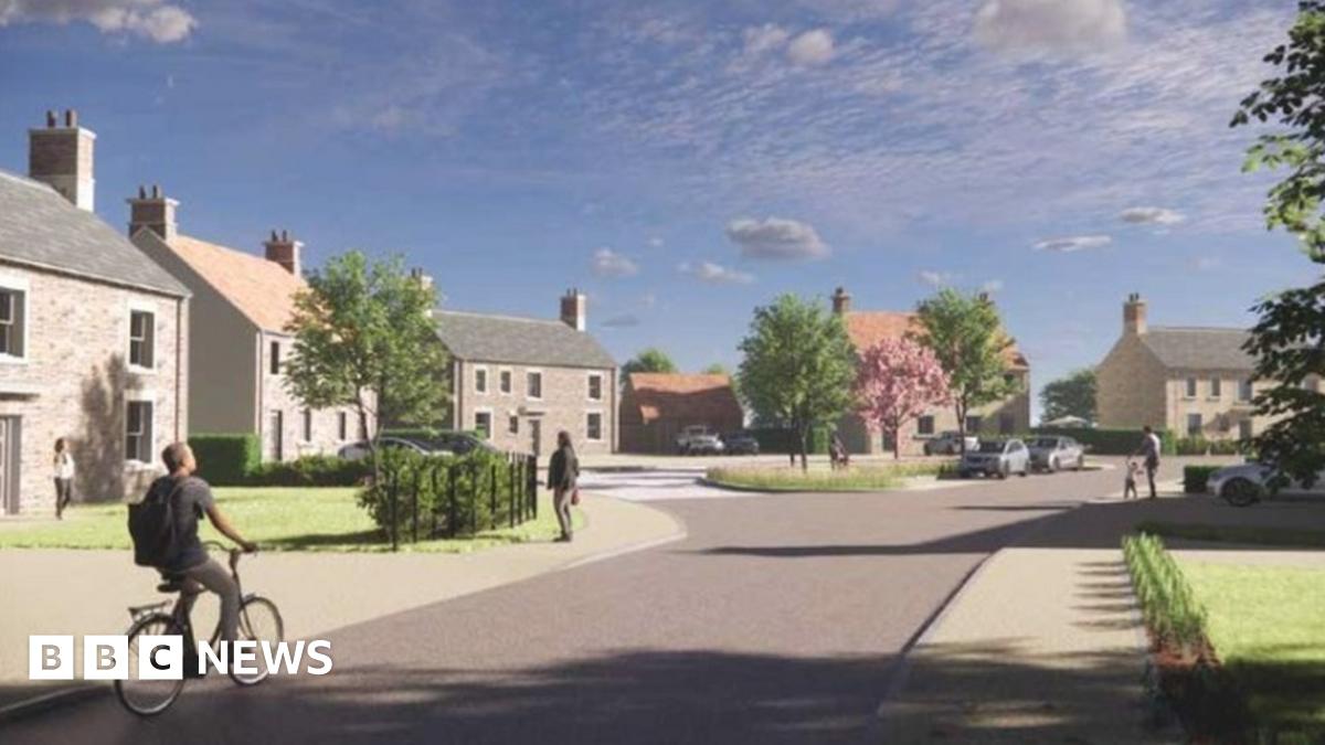 Butleigh homes approved despite flooding and traffic fears - BBC News