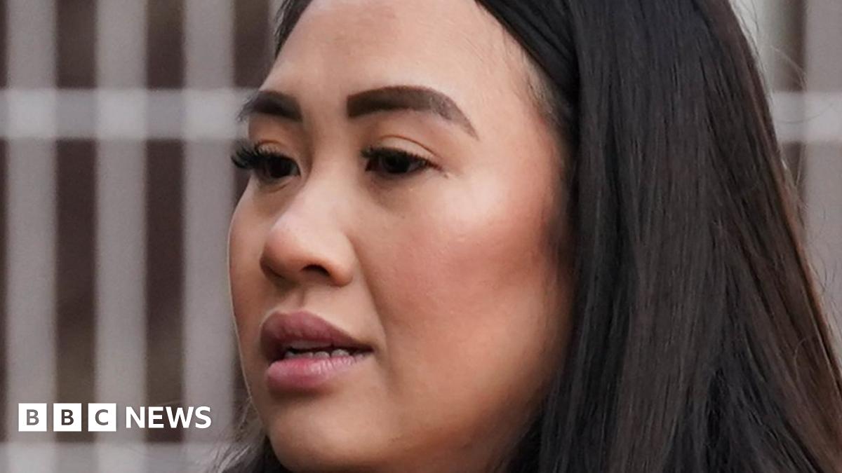 Woman helped case art gallery before theft of £3.5m tiara - BBC News