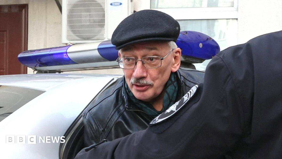 Memorial raids: Russia targets leaders of banned Nobel Prize-winning ...